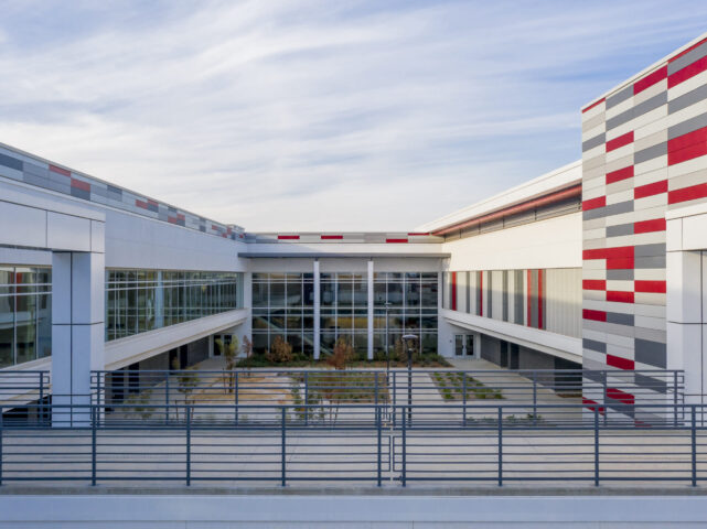 Matilda Torres High School – Harris Construction